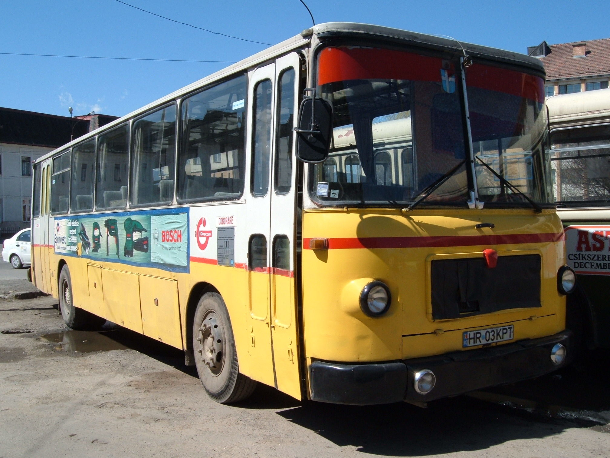 Esti curios sa stii cum te influenteaza "Teoria statiei de autobuz"?